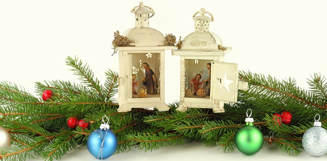 Special Lantern Crib Set of 2 Including 3-piece Figure Set Size 14x7x7 ...