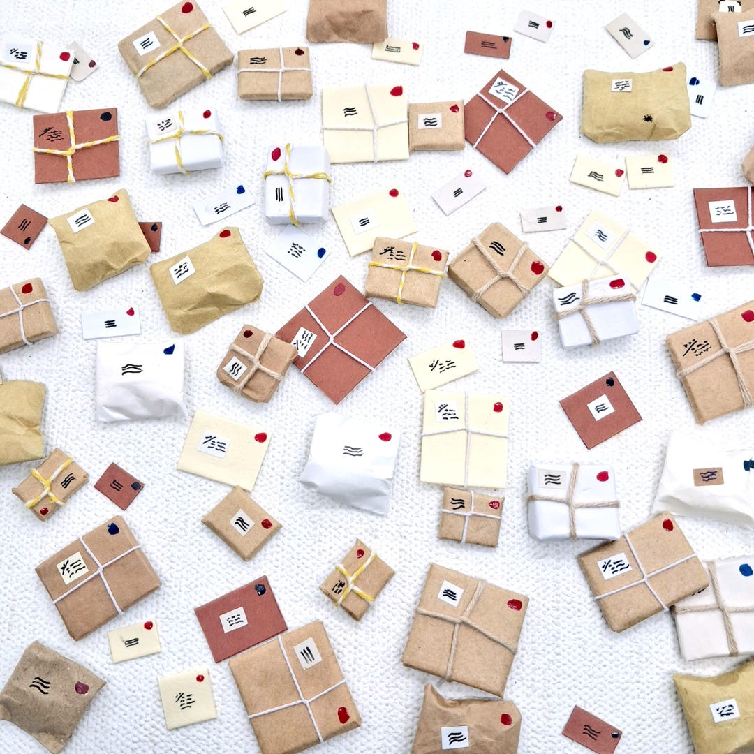 Miniature Mail Bundles, Dolls House Miniature Post, Tiny Home Décor, 1 ...