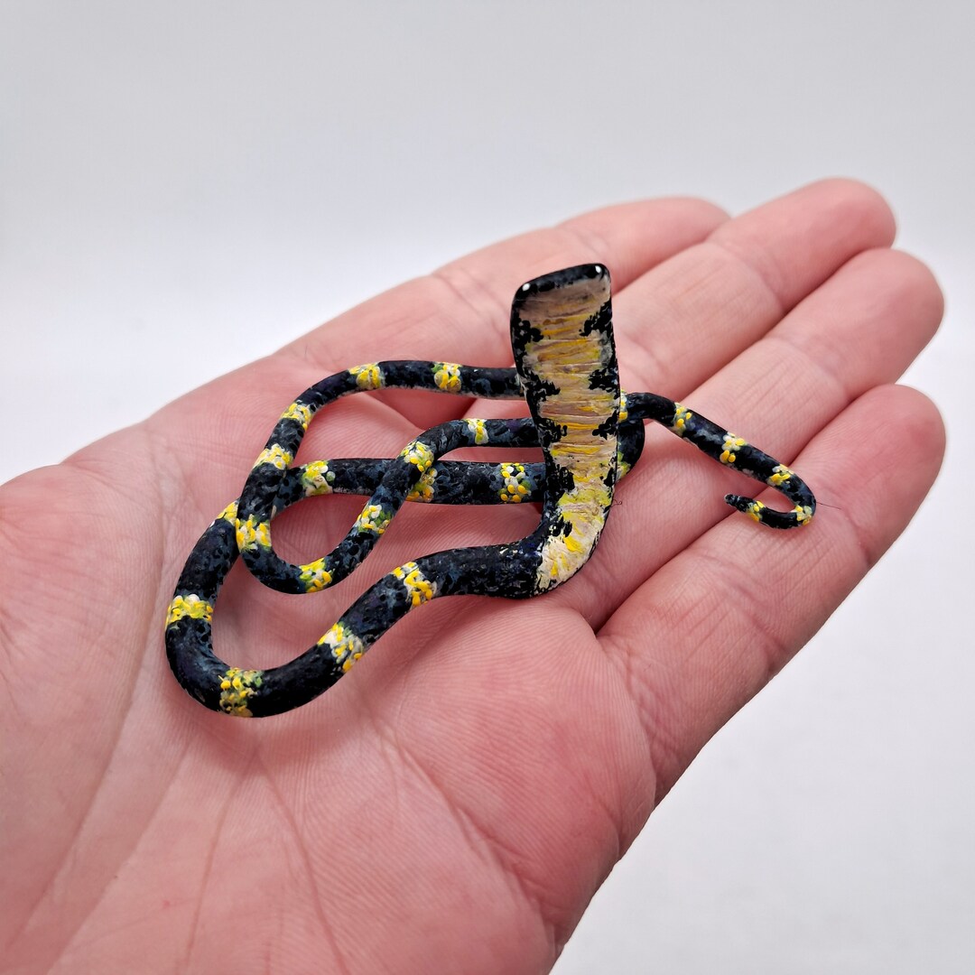 Dolls House Snake, Miniature Snakes, 1:12th Scale Pet Zoo Animals, King ...