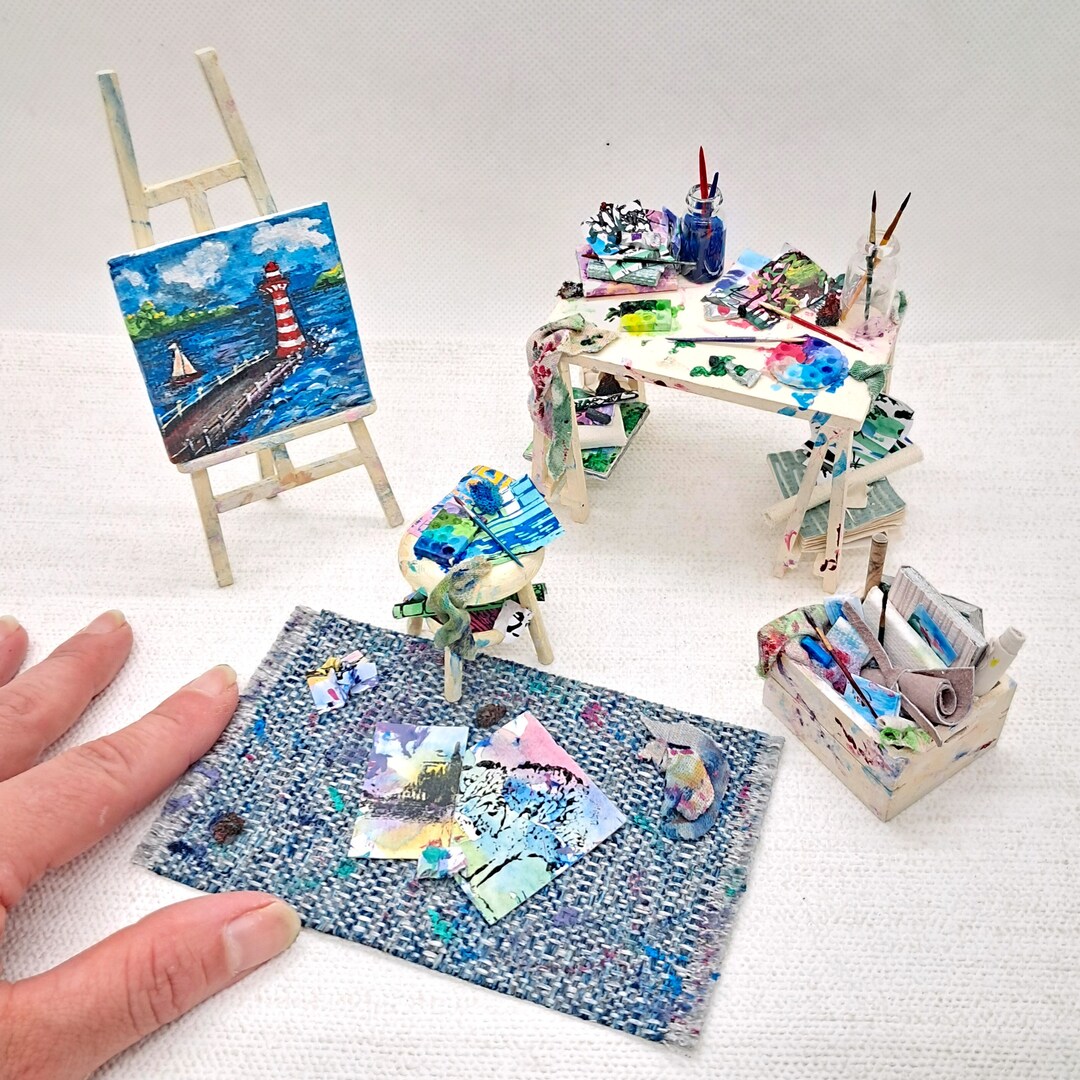 Mini Art Studio Set, Miniature Easel and Canvas, 12th Scale Painters ...