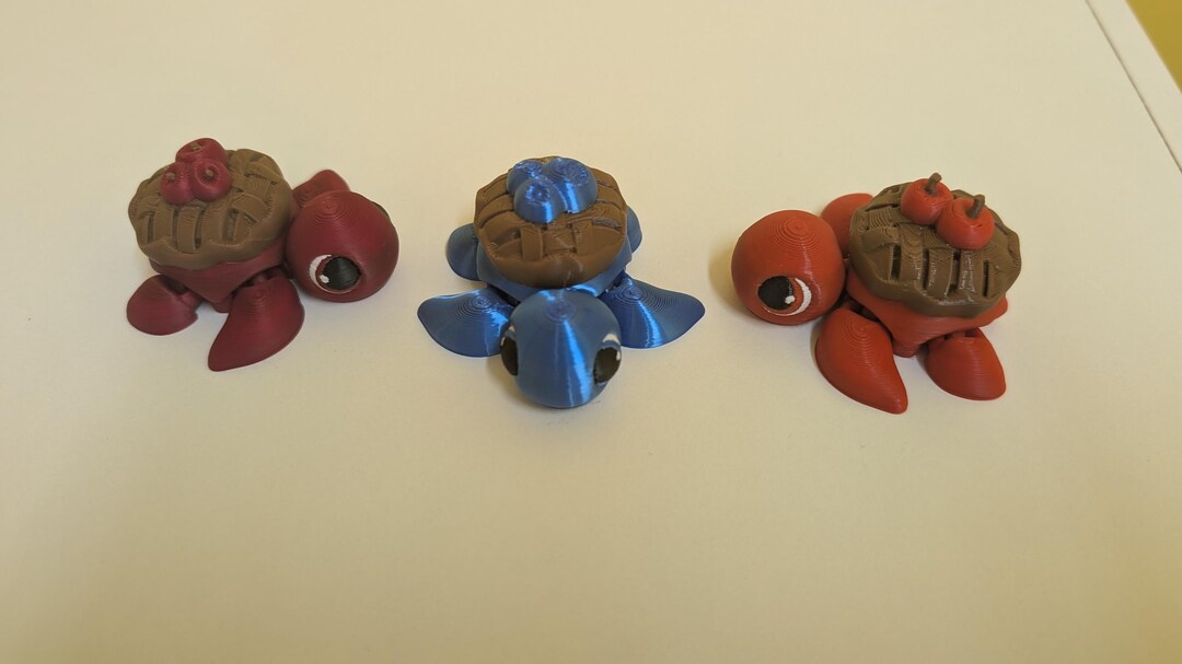 3D Printed Pie Turtles, Articulating Figure and Desk Decor. - Etsy