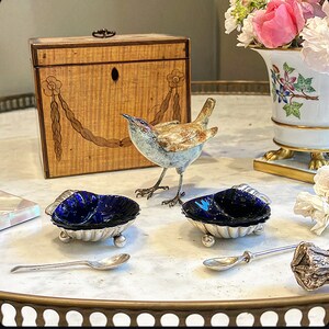 The Countess Had Her Butler Buy a Pair of Antique Silver Hallmarked ...