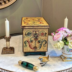 The Countess Was Enchanted With the Antique Swedish Painted Wood Folk ...