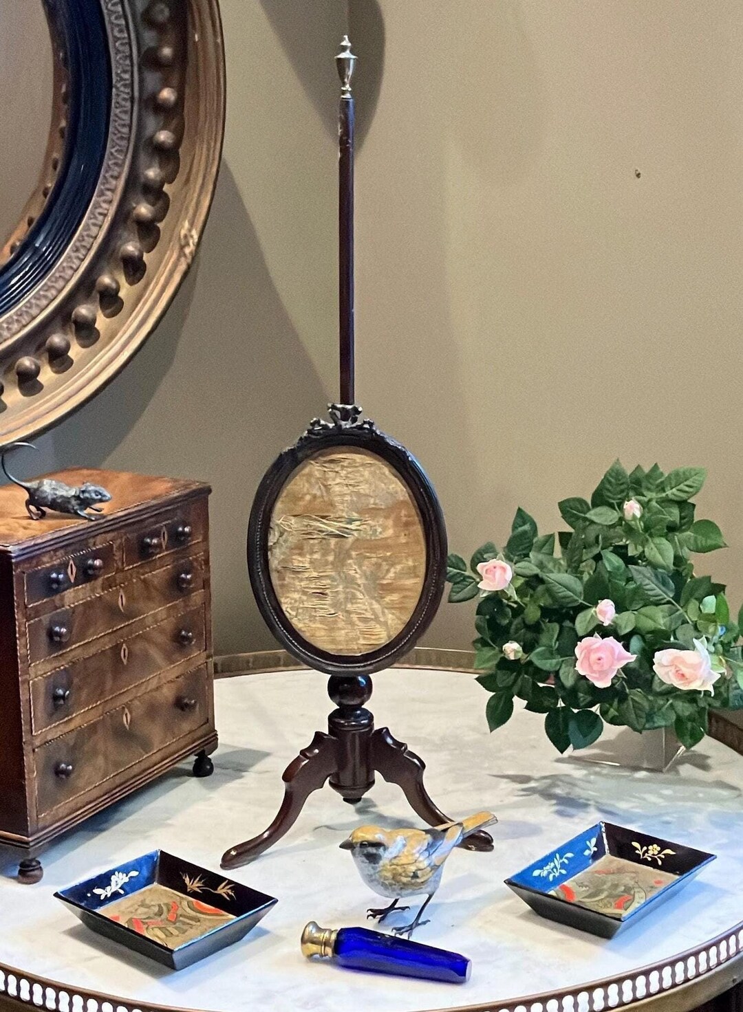 The Countess Had Her Butler Buy an Antique Miniature Apprentice Piece ...