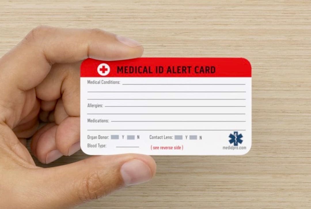 Medical Alert ID Wallet Card – Emergency Contact Information - Etsy