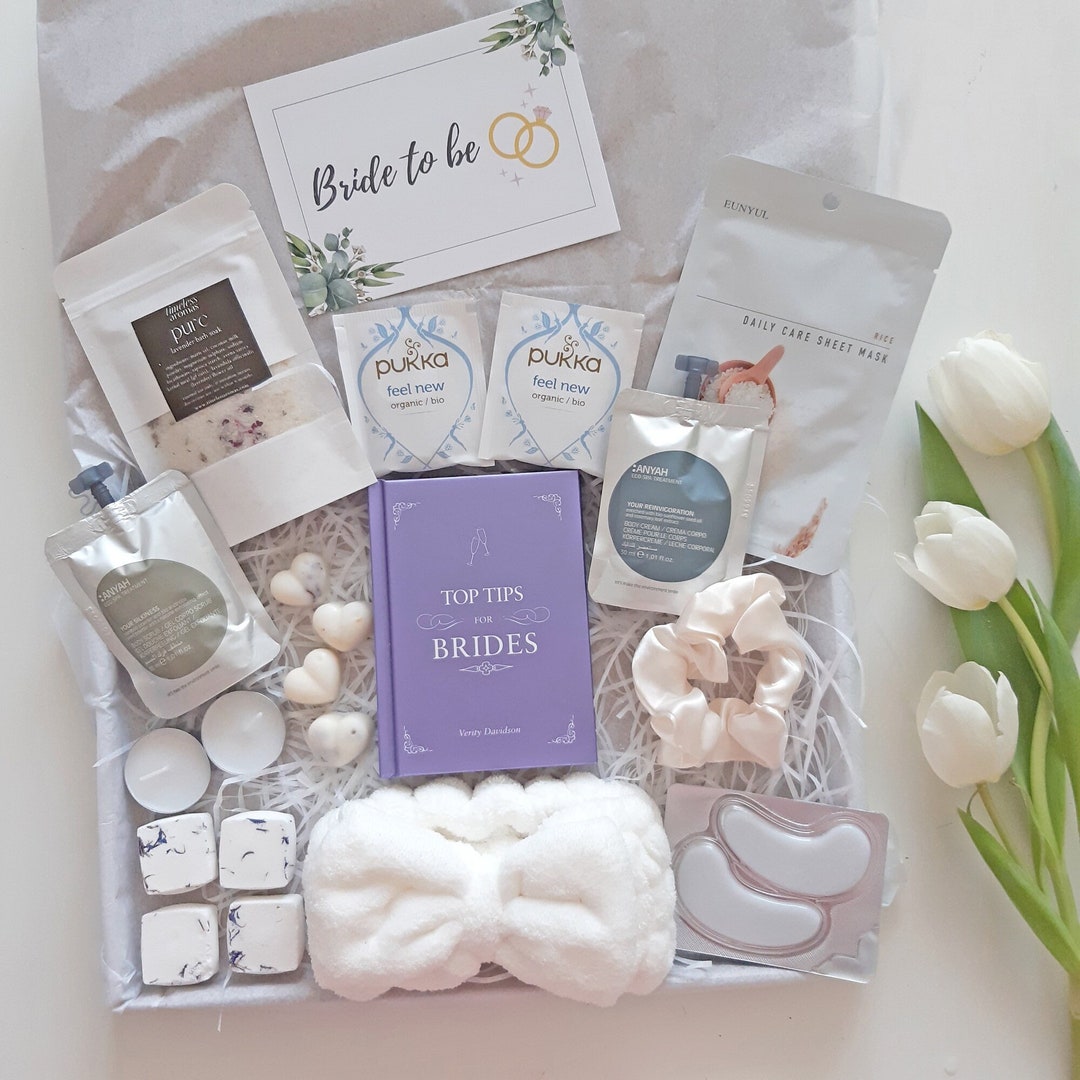 BRIDE TO BE Spa Gift Box for Bride, Luxury Pre Wedding Pamper Hamper ...