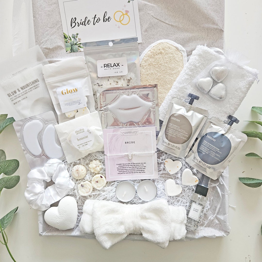 LUXURY BRIDE to Be Spa Gift Box for Women, Future Mrs Pamper Hamper ...