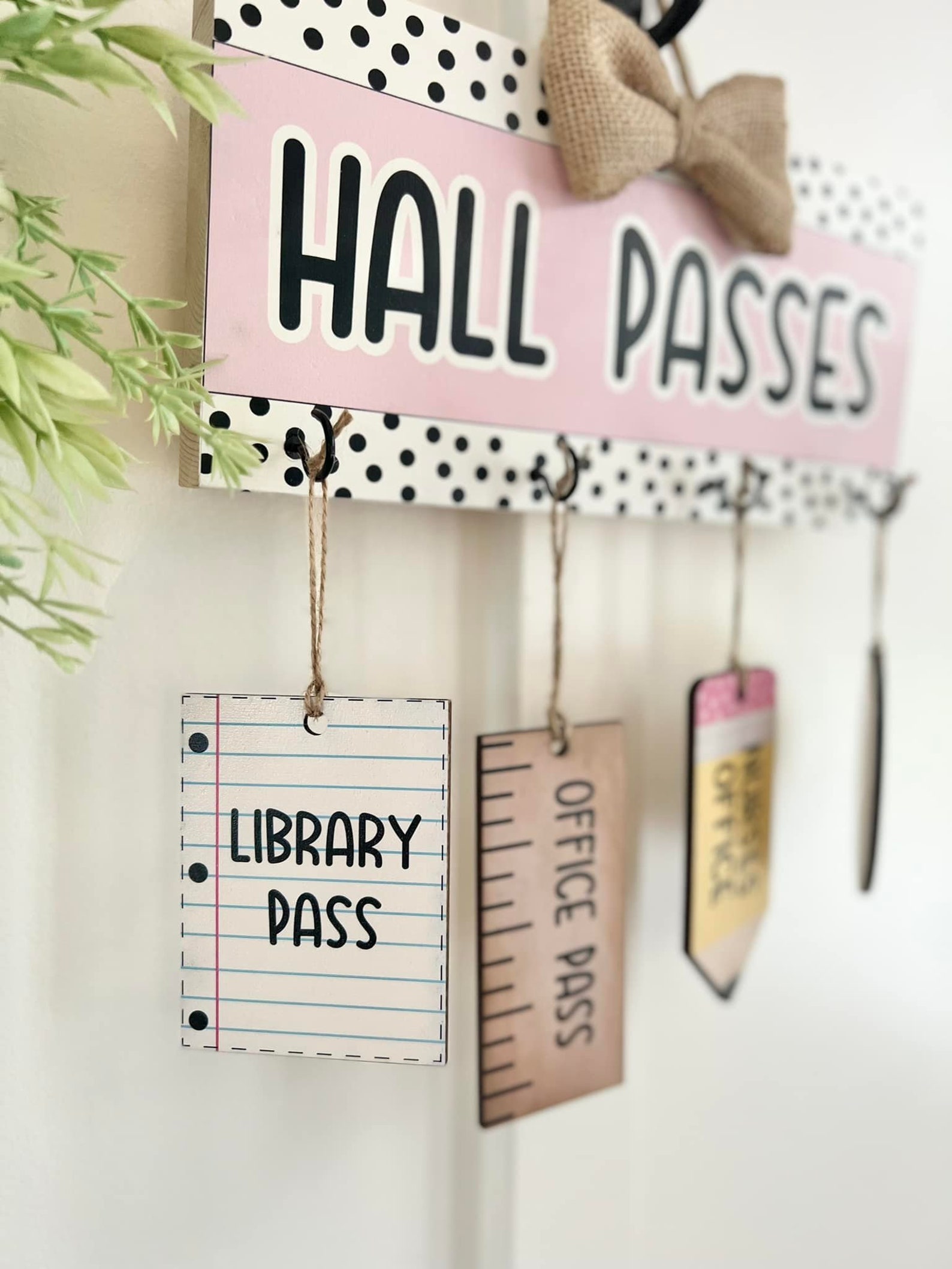 Teacher Hall Pass Sign | Classroom Sign | Teaching Classroom Supplies ...