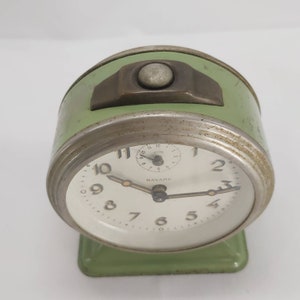 Vintage French Bayard, Wind up Mechanical Alarm Clock, Green Coloured ...