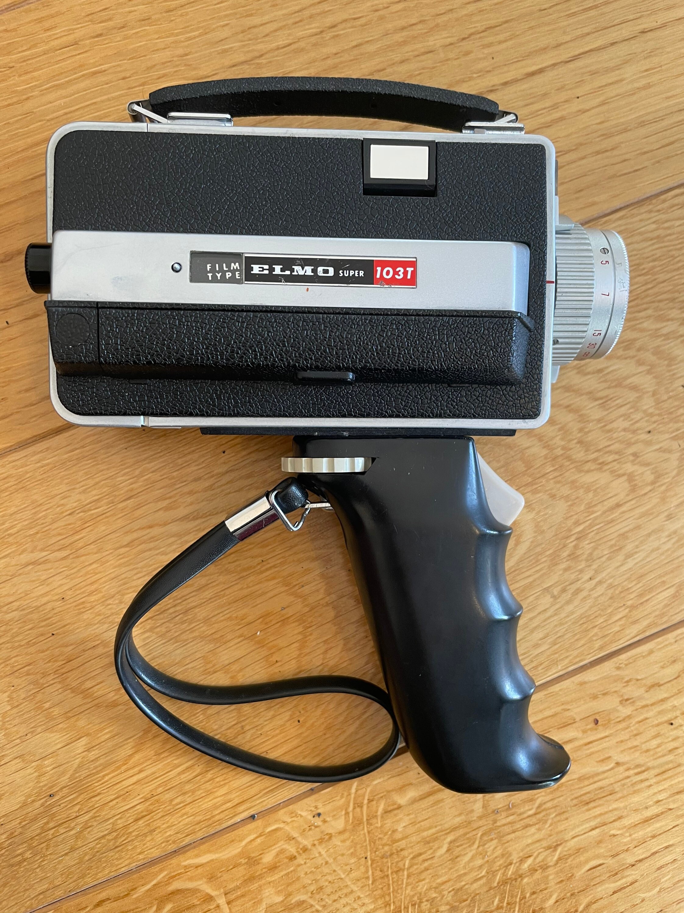 Elmo With A Machine Gun