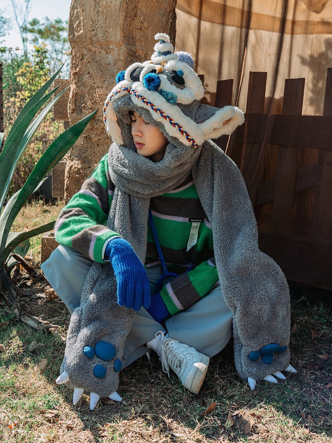 Grey Plush Lion Scarf. Winter Long Wool Scarf. Handmade Neck - Etsy