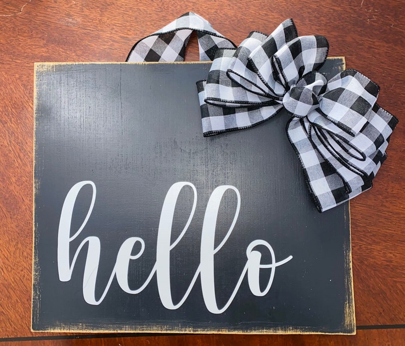 Hello Door Hanger Sign - Etsy
