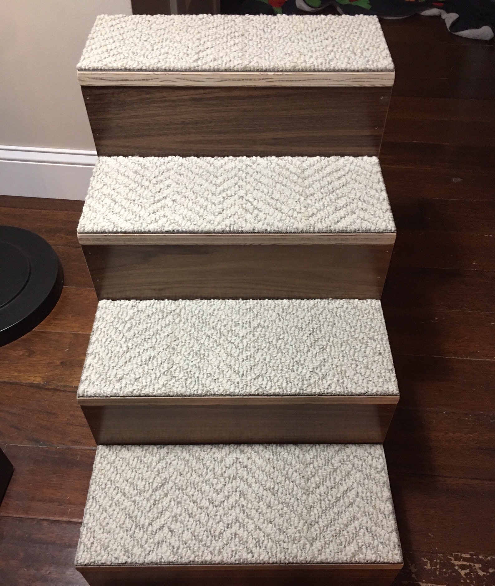 Custom made wood pet steps | Etsy