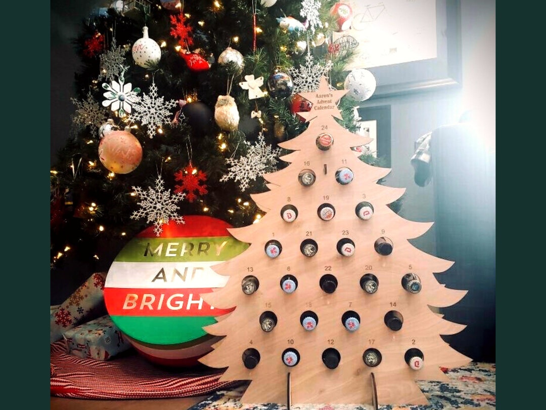 Tipsy Advent Calendar Tree SVG FILE for Beer Bottles / Boozy - Etsy México