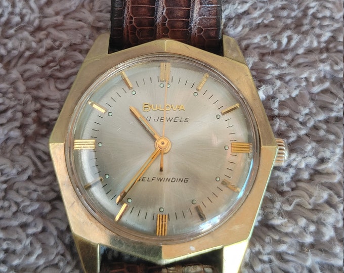 Unusual Bulova 30 Jewel Octagon Case Wrist Watch - Etsy