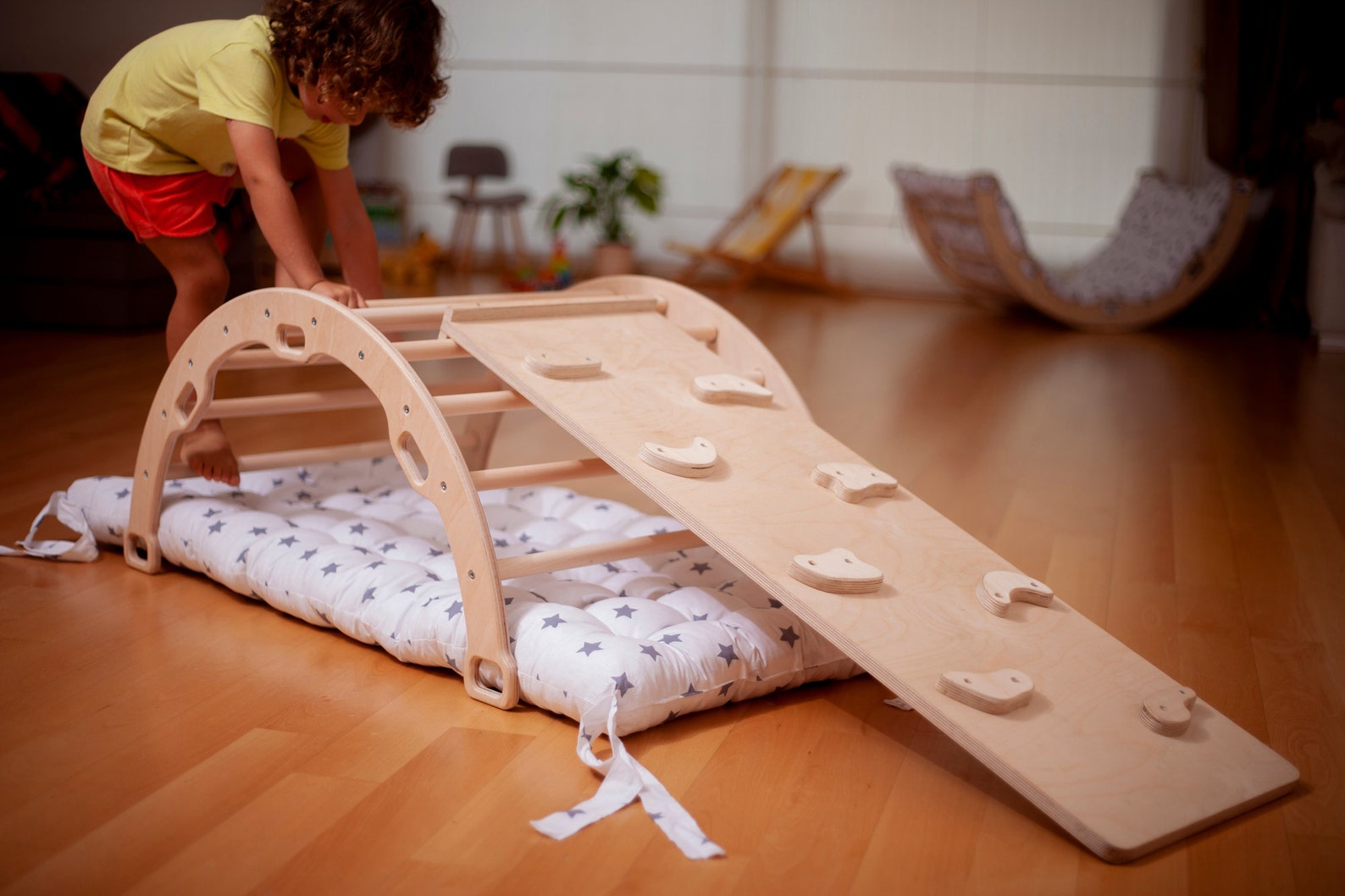 Wooden Arch With Cushion for Children Baby First Christmas - Etsy