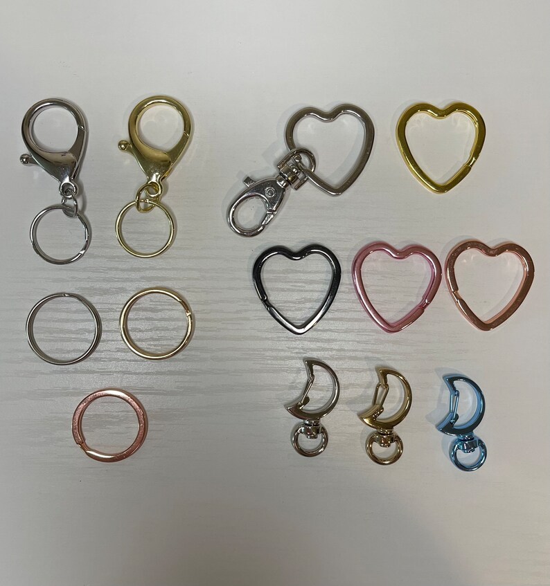 Handmade Resin Letter U Keychain - Etsy