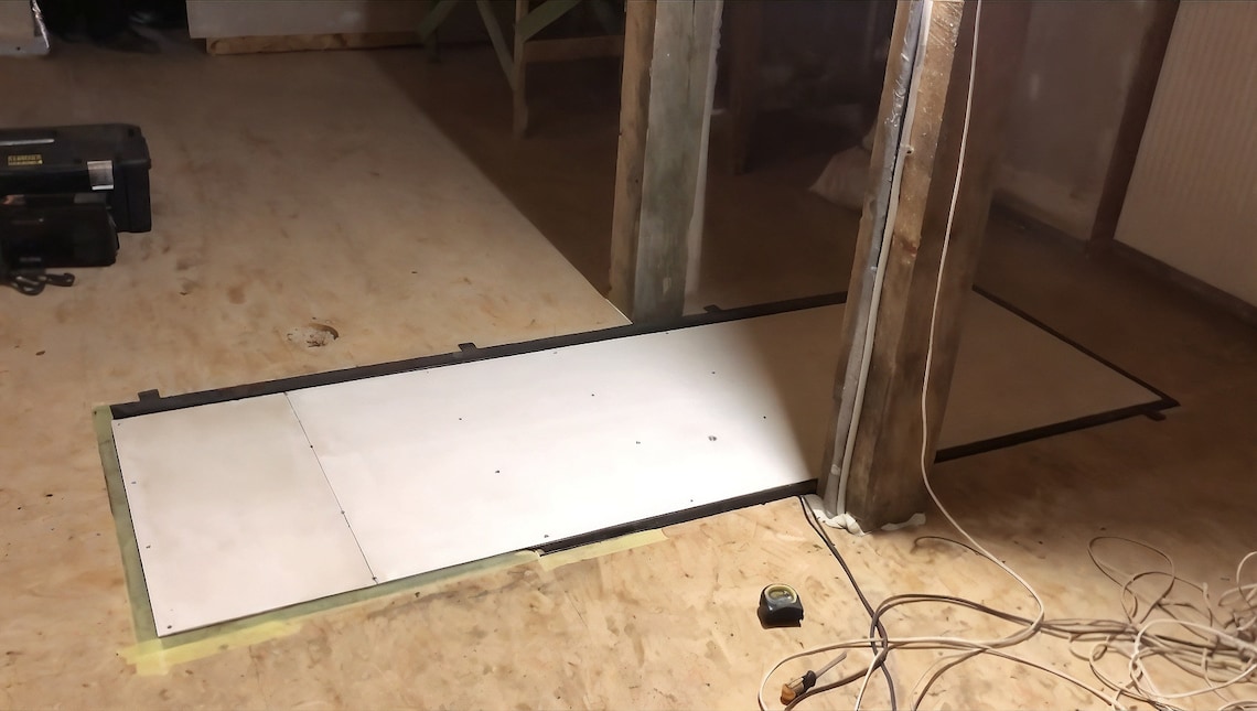Electric Driven Hatch Door for Basement Cellar Motorized Trapdoor With ...