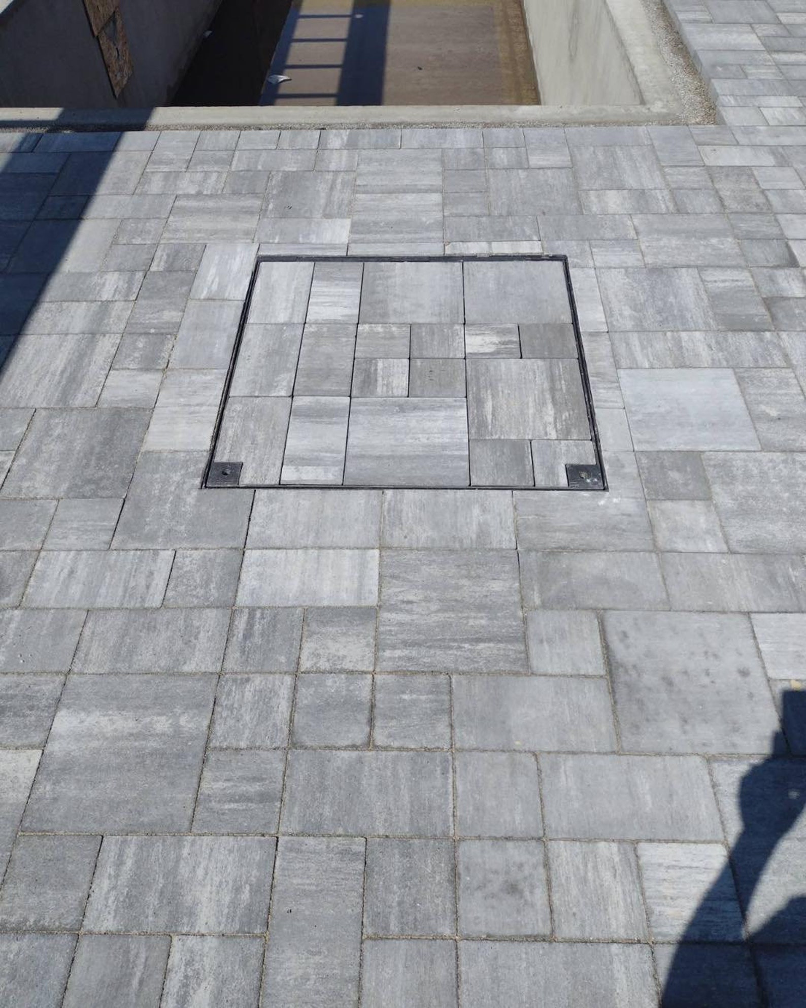 Outdoor Hidden Hatch Door for Sidewalk and Pavement Street Trapdoor for ...