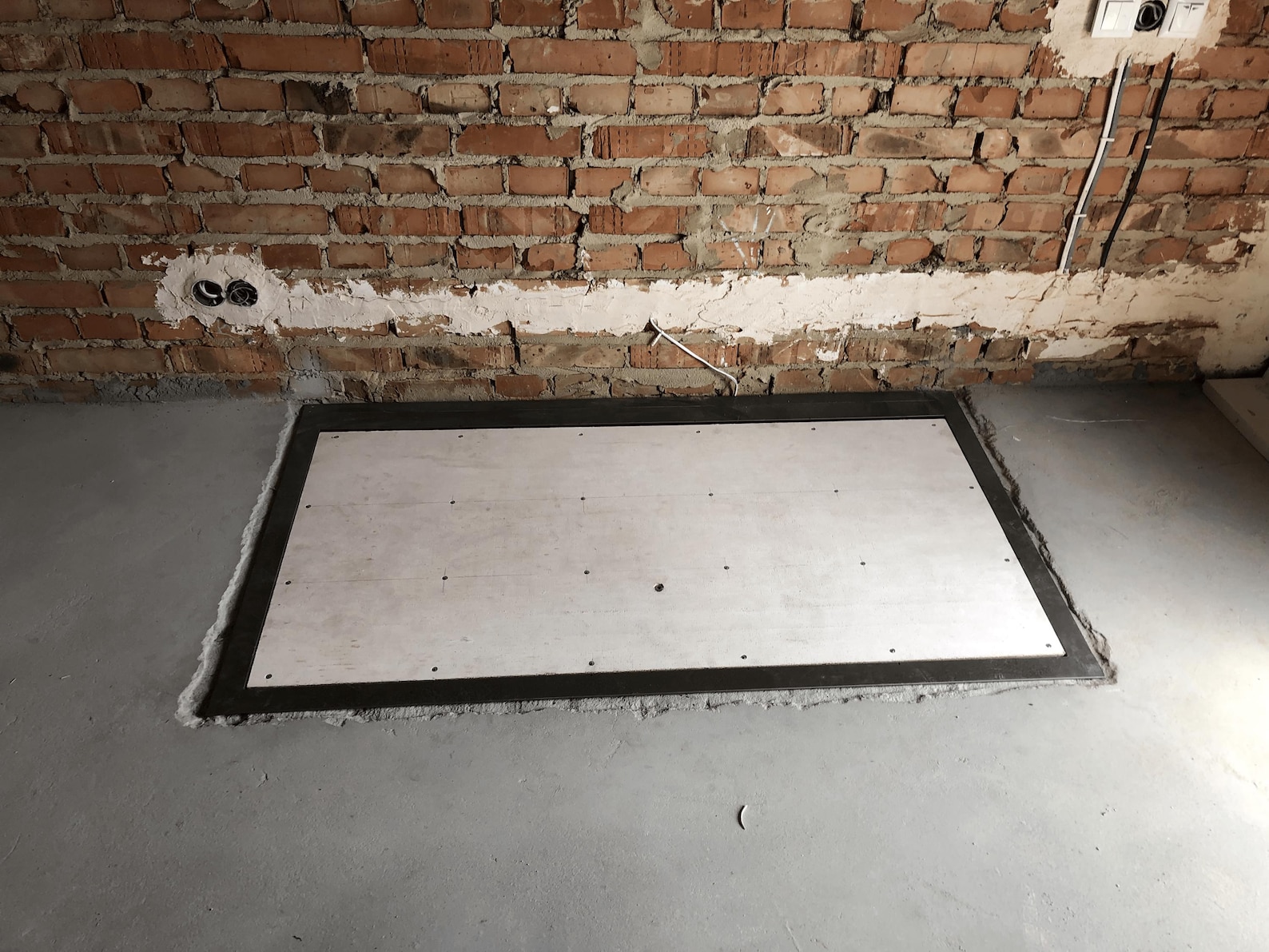 Motorized Floor Hatch Door to Cellar Basement Attic Roof Custom ...