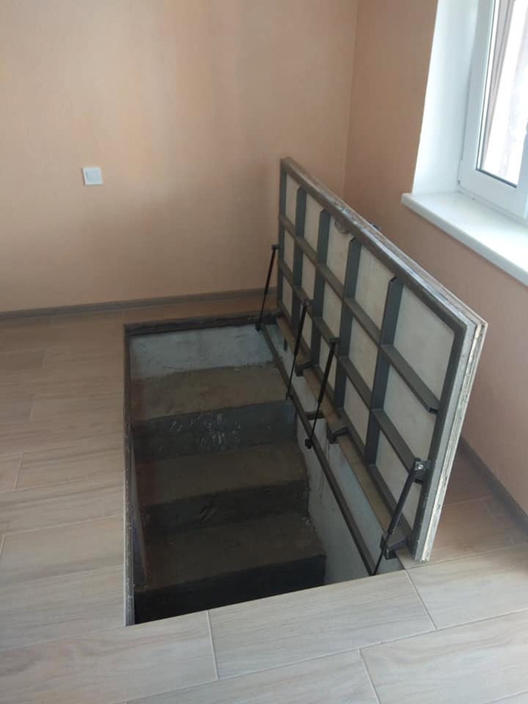 Floor Utility Hatch for Cellar and Basement Roof and Attic Access Panel ...