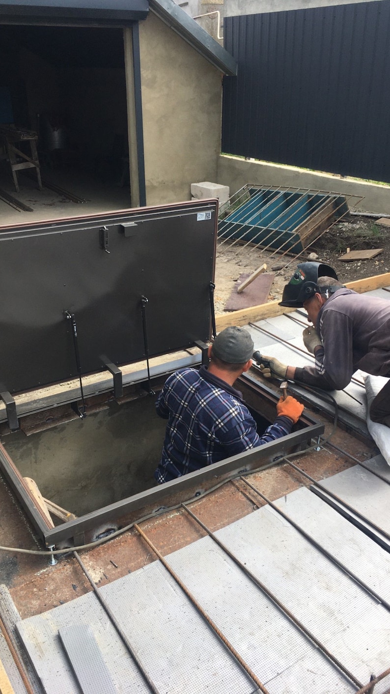 Insulated Waterproof Rust-resistant Hatch Door for Roof Cellar Basement ...