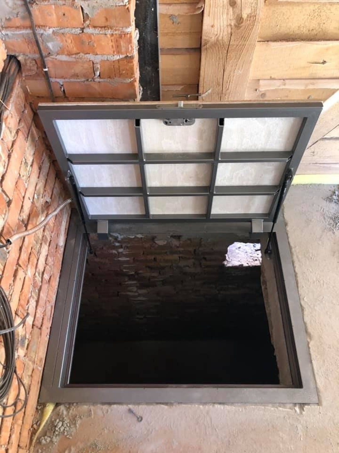 Floor Access Hatch to Cellar or Basement Invisible Hatch Door for ...