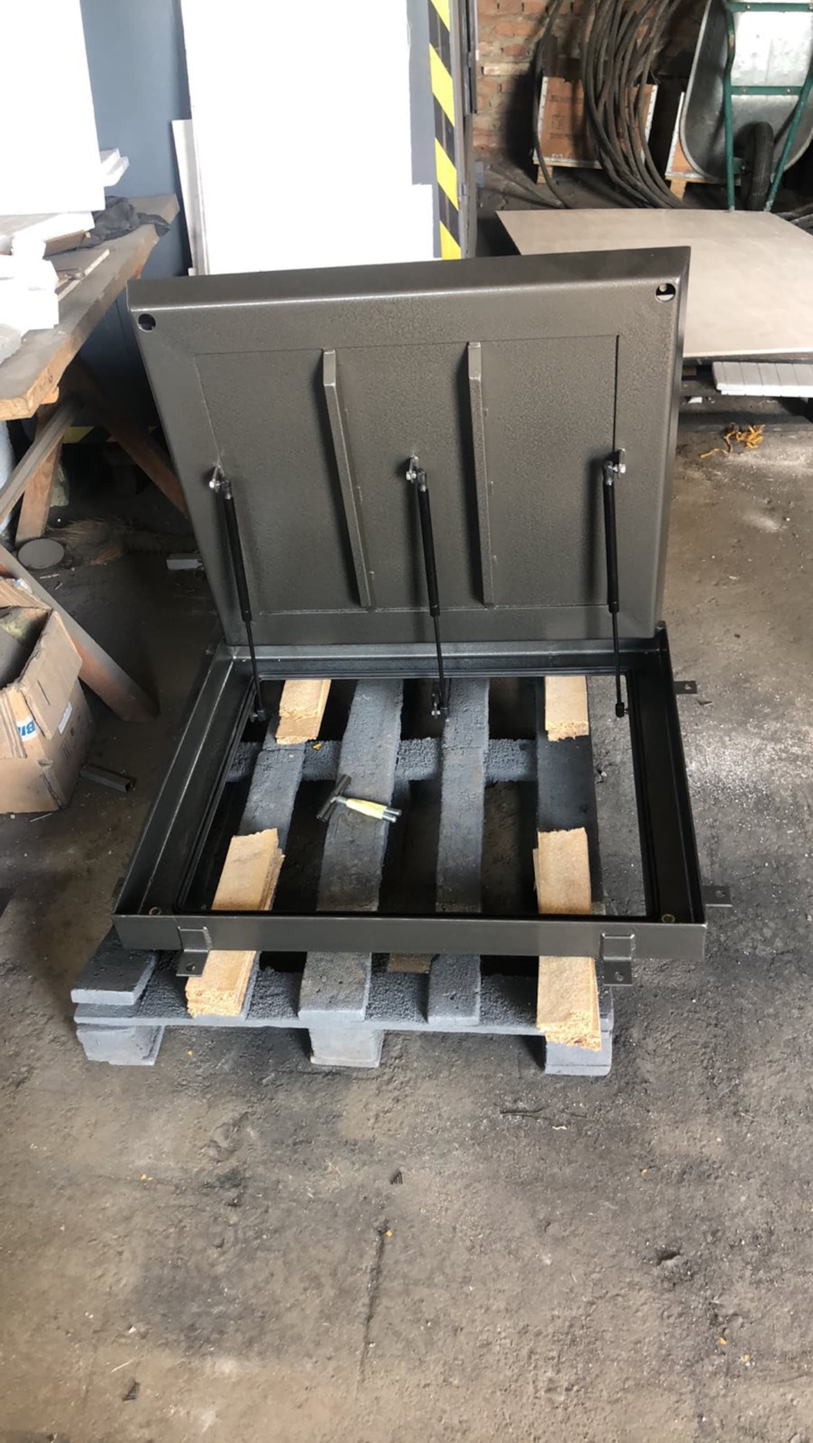 Pavers Access Hatch for Cellar and Basement Utility Hatch for Sidewalk ...