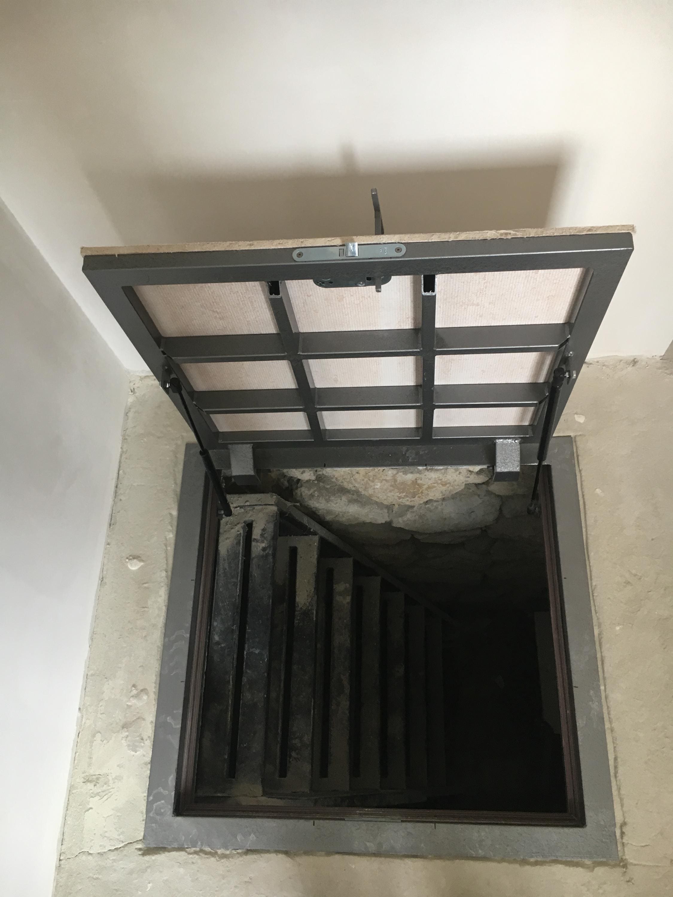 Custom Hatch Door for Ceramic Tiles and Laminate Floor Hidden Flush ...
