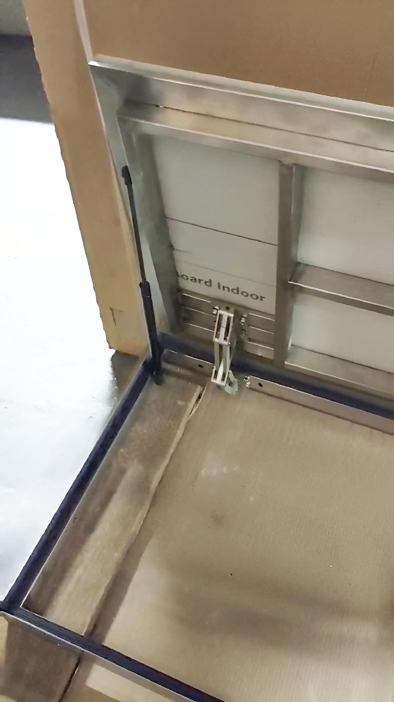 Durable Articulated Scissor Hinges for Heavyweight Swing Doors Heavy ...