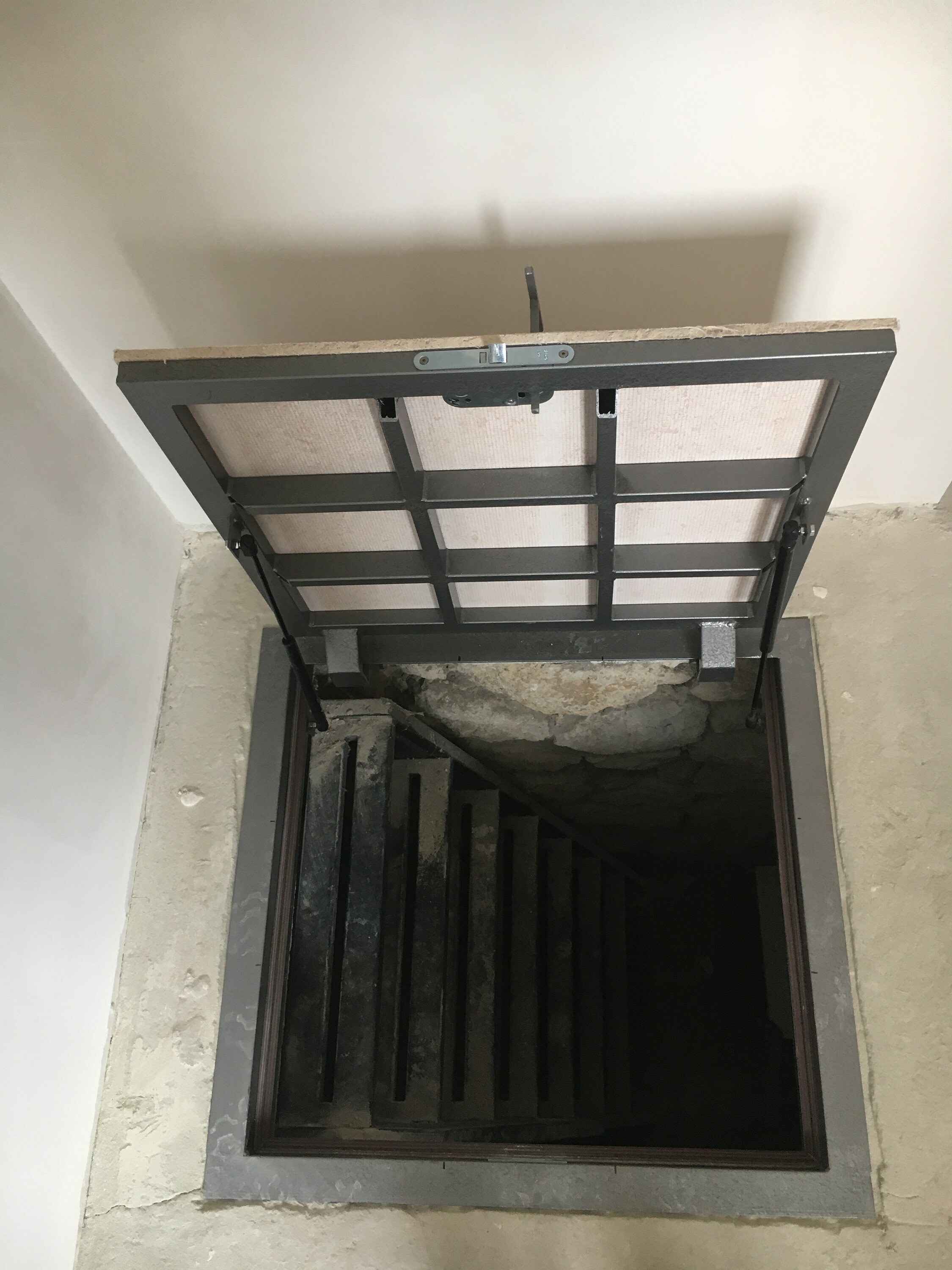 Access Floor Hatch Door to Cellar Basement Invisible Sewer Hatchway ...