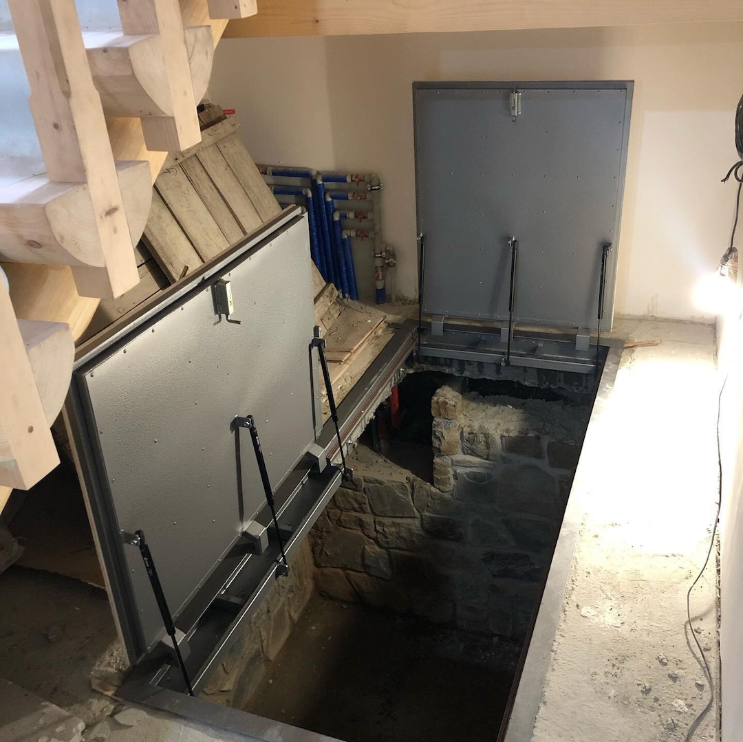 Double Hatch Door for Floor and Attic Basement and Cellar Trapdoor ...