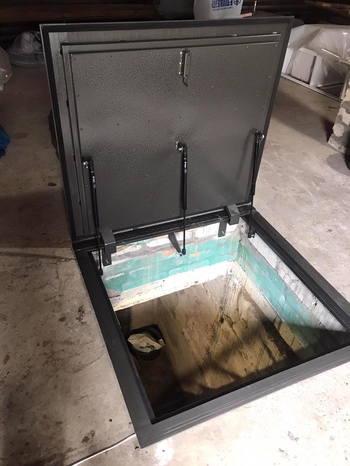 Insulated Waterproof Hatch Door Made of Checker Tread Steel Outdoor ...