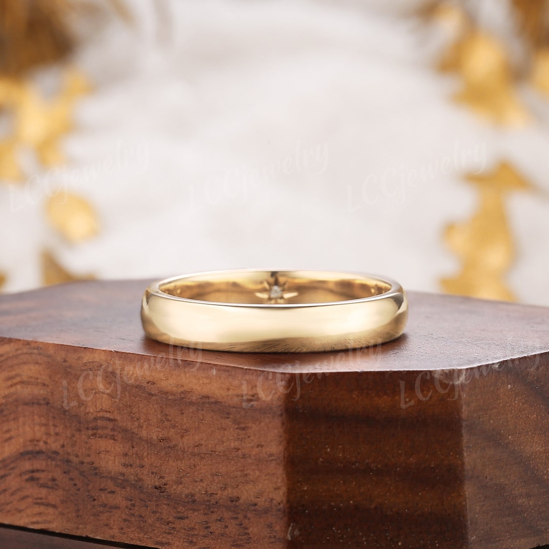 Unique Yellow Gold Men Wedding Band, Diamond Star Design Wedding Ring ...