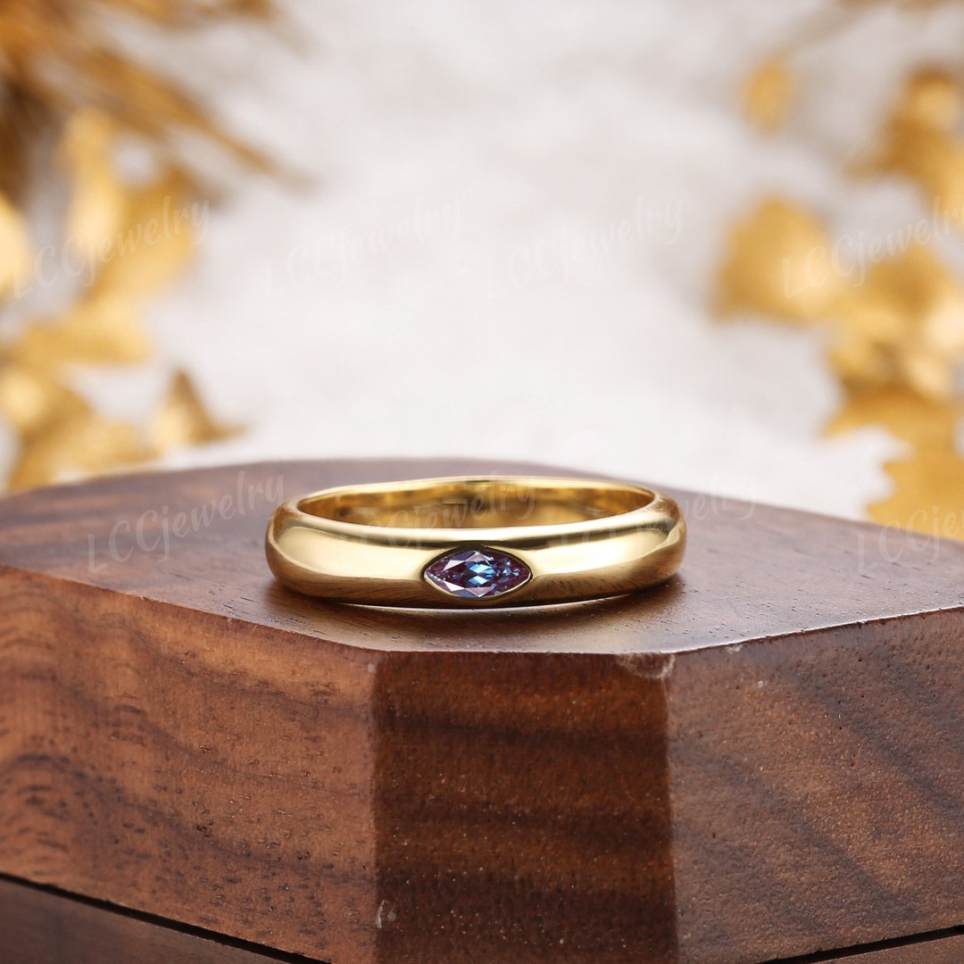 Vintage Marquise Alexandrite Wedding Band Yellow Gold Solitaire ...