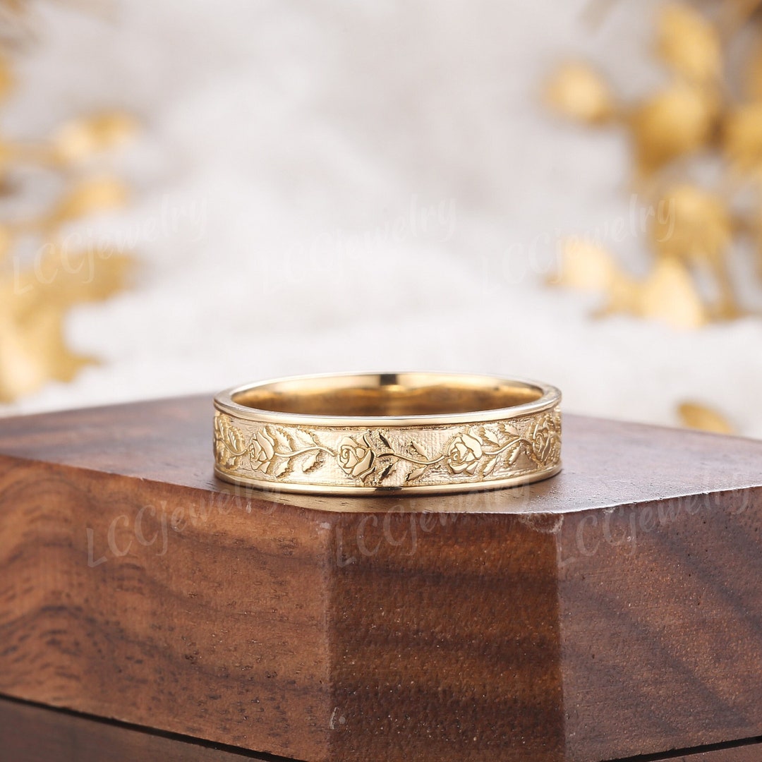 Vintage Unisex Rose Wedding Band Yellow Gold Nature Inspired Leaf ...