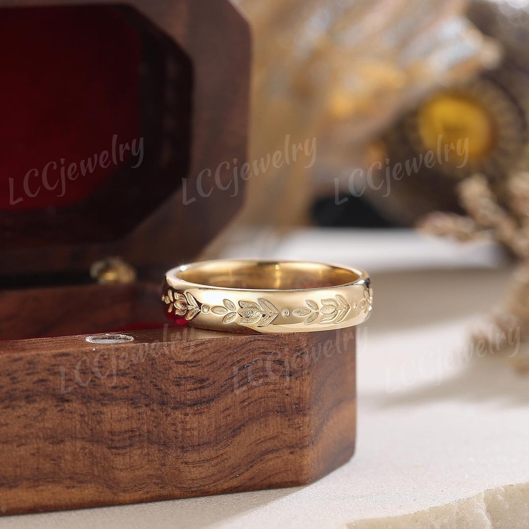 4MM Tulip Flower Design Mens Wedding Band Unique Yellow Gold Nature ...