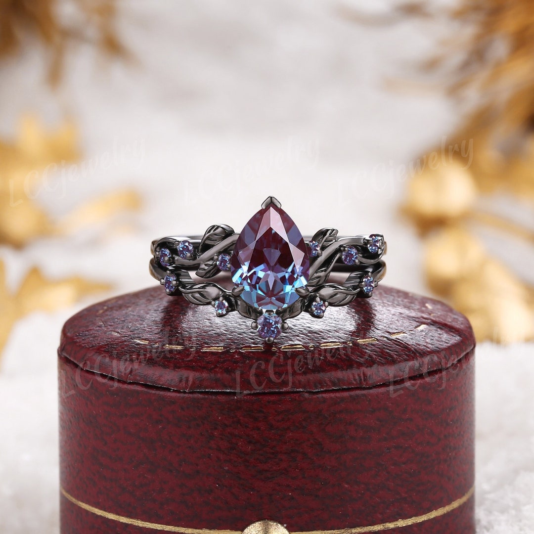 Vintage Gothic Alexandrite Engagement Ring Set Leaf Branch Alexandrite ...