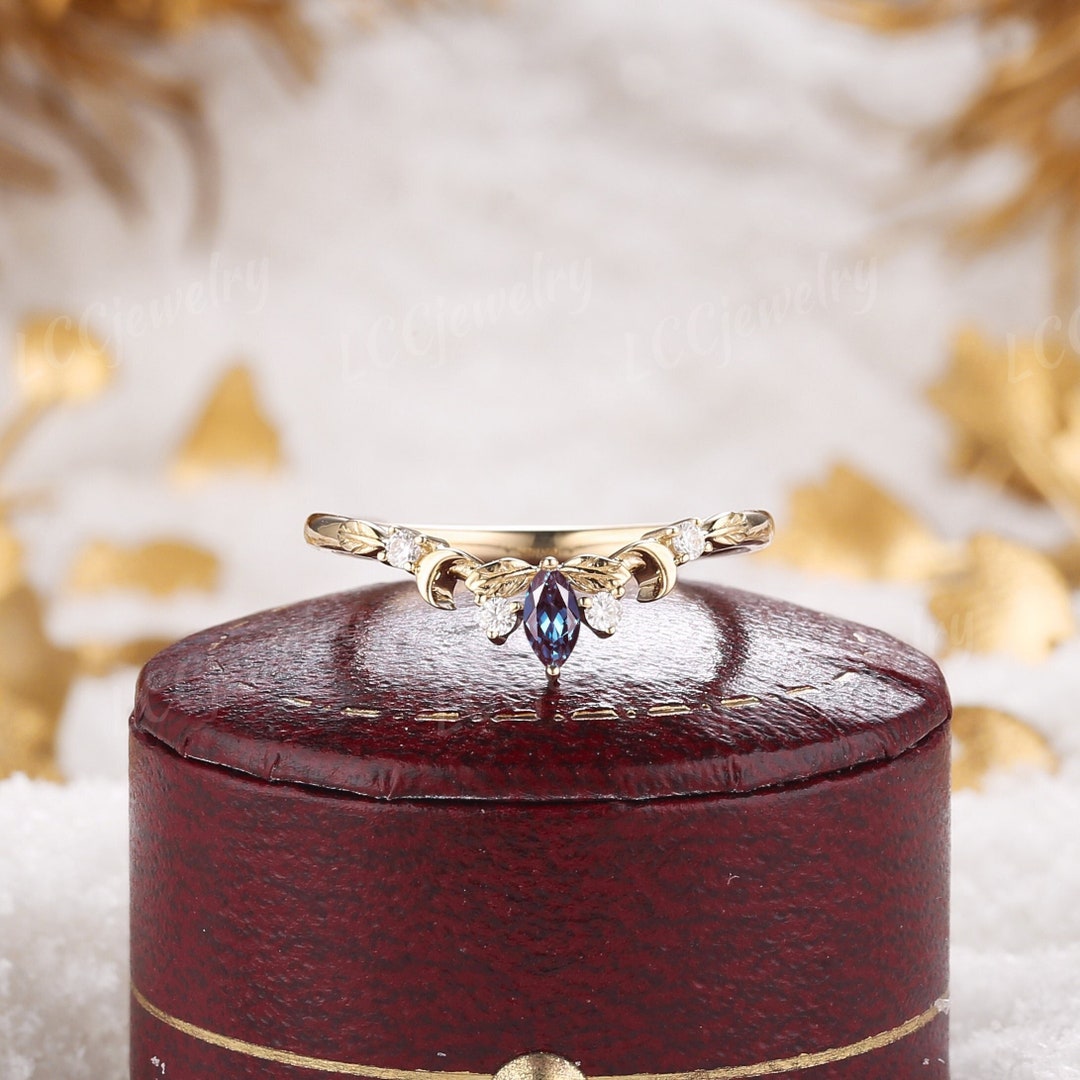 Vintage Marquise Alexandrite Wedding Rings Yellow Gold Leaf Wedding ...