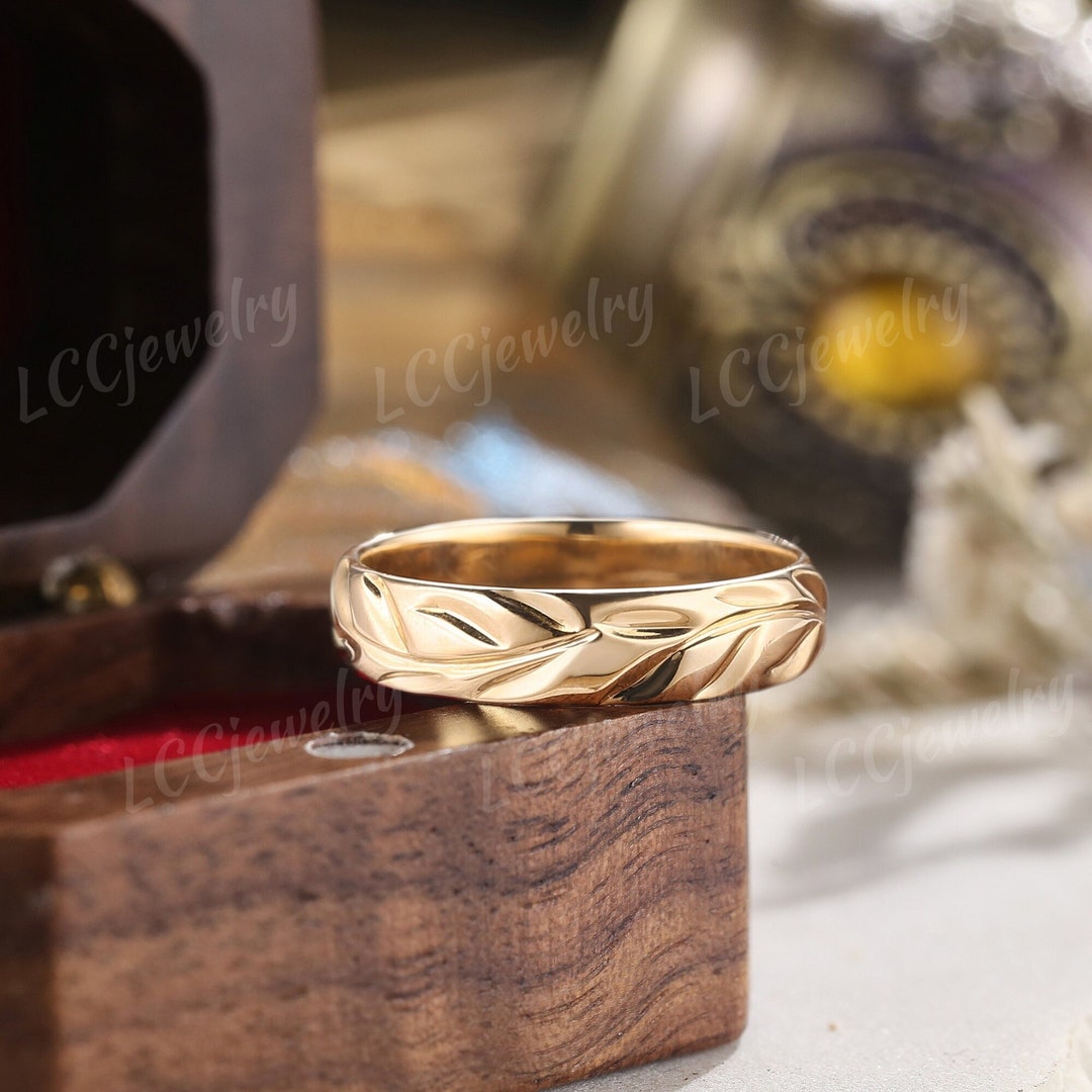 Vintage Leaf Design Wedding Band Mens Yellow Gold Nature Inspired ...