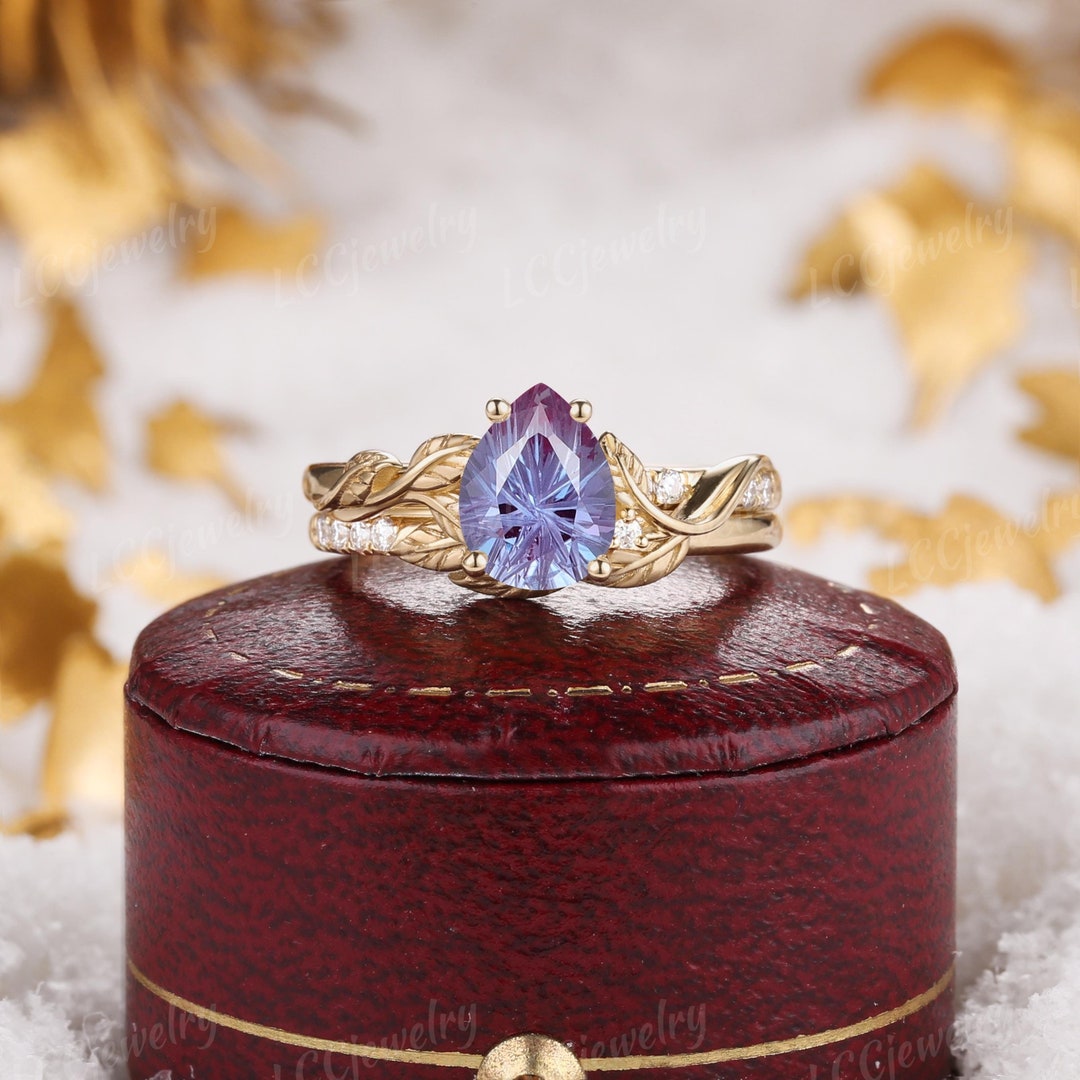 Unique Fireworks Cut Alexandrite Engagement Ring Set Yellow Gold Nature ...