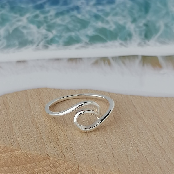 Wave Ring - Etsy