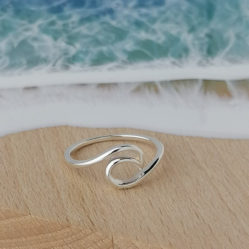 Wave Ring - Etsy