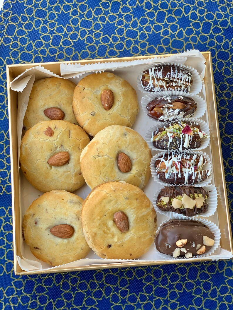 Stuffed Medjool Dates - Etsy