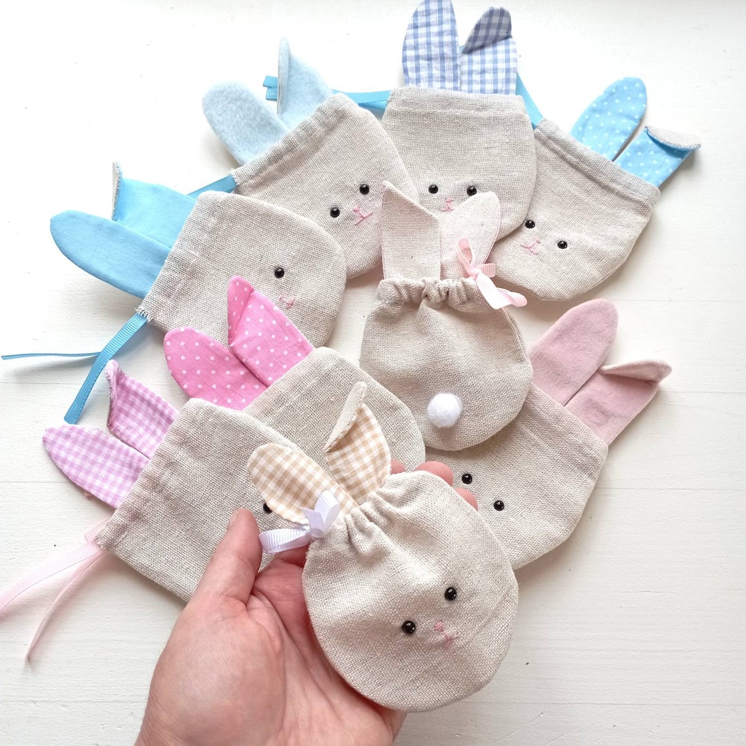 Little Rabbit Pouch. - Etsy
