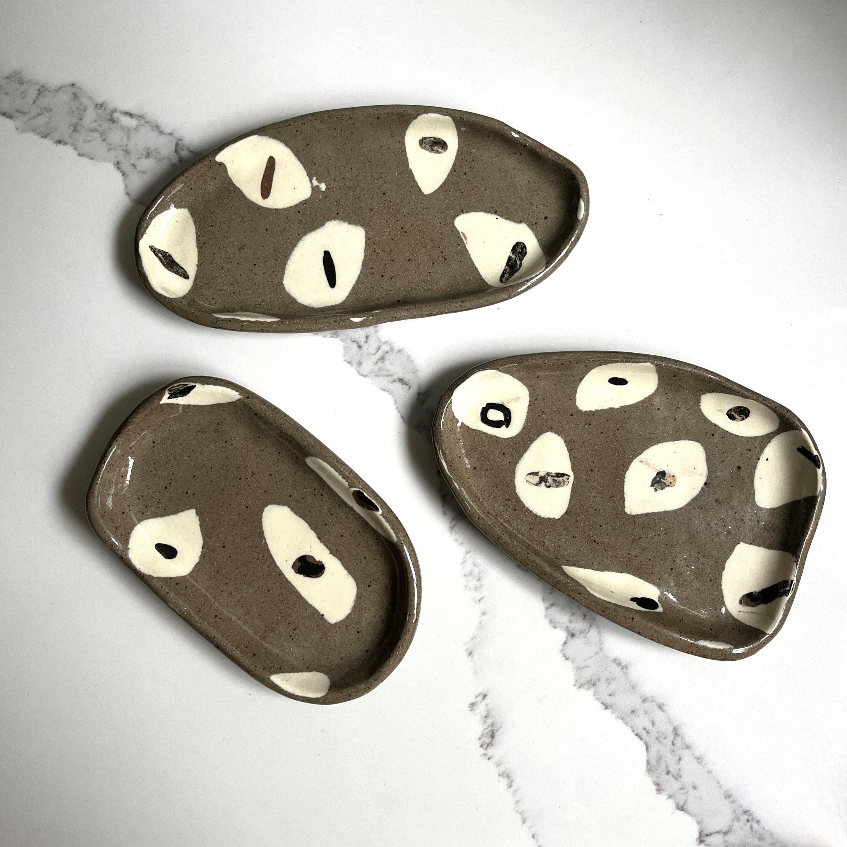 Modern Stoneware Dish Set Organic Edge Eye Dish Set of 3 Unique Pattern ...
