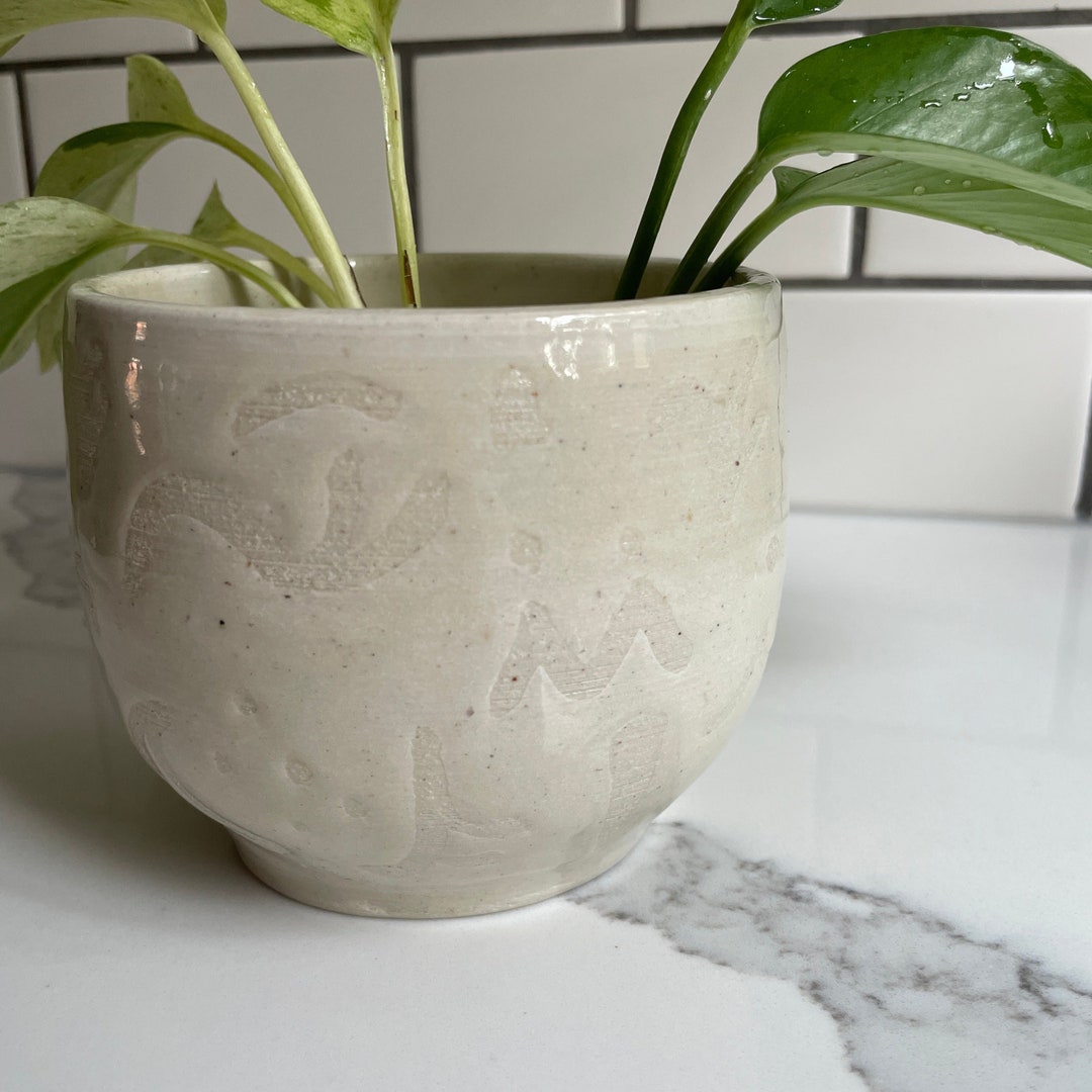 Ceramic Patterned Indoor Planter, Glossy White Planter Pot ...