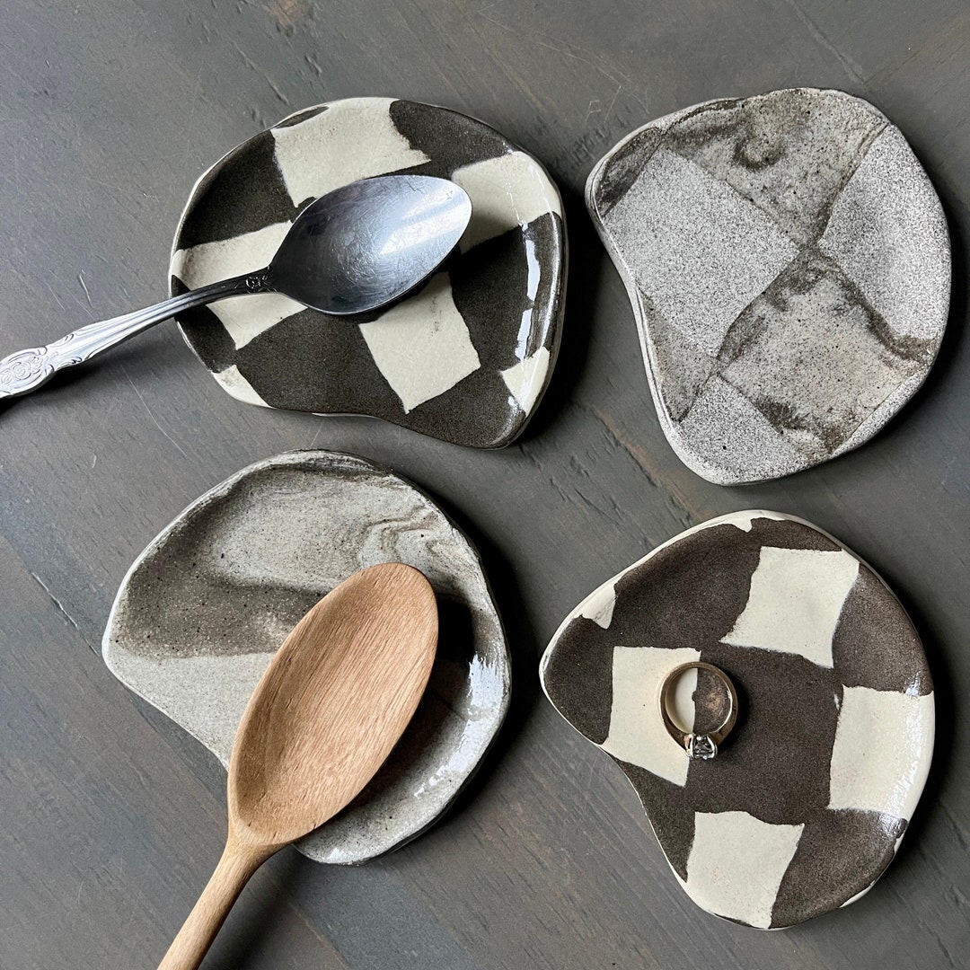 Small Speckled Spoon Rest Cute Spoon Rest Modern Teabag Rest Minimal ...