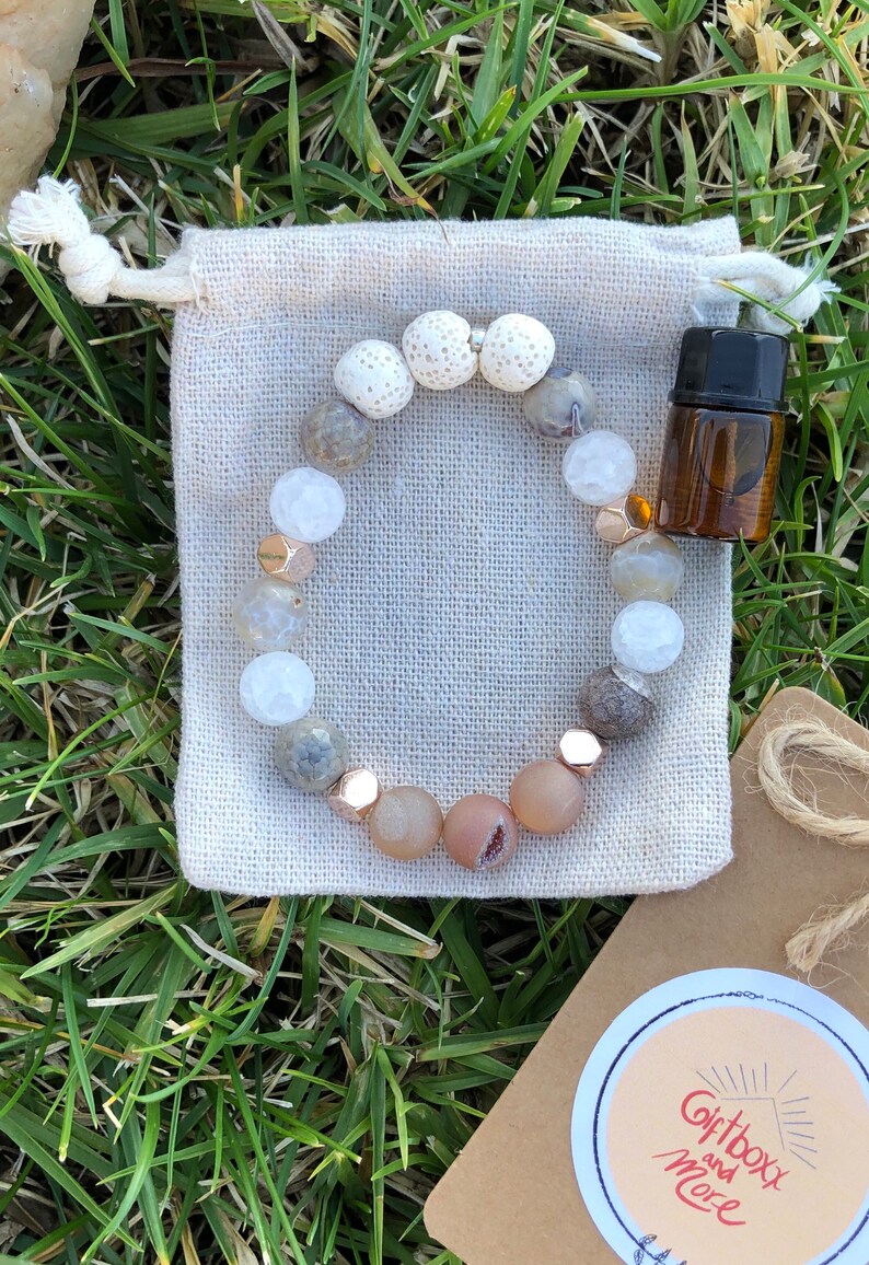 Boho Diffuser Bracelet Gift Set With Essential Oil Included! White Lava ...
