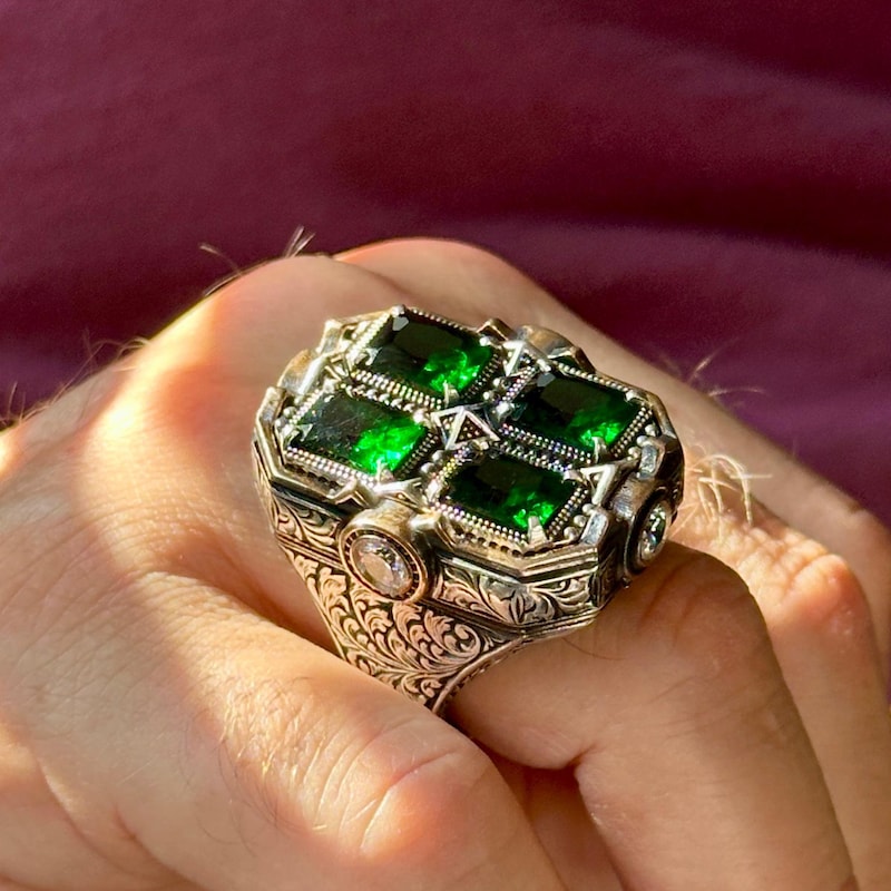 Big Emerald Style Ring - Etsy